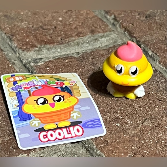 Toys | Moshi Monsters Series One Coolio Minifigure | Poshmark